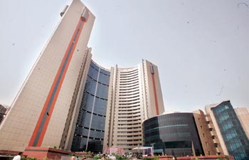 Govt approves operational plan for trifurcated MCD - India Today