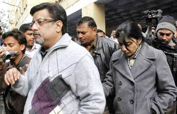 Aarushi murder: Father to remain on bail till April 11 - India Today