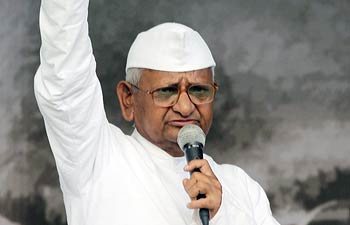 Anna falls sick, admitted to Nashik hospital - India Today