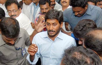 Court sends Jagan to 5-day CBI custody in assets case - India Today