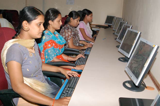 Karnataka women university results 2012 - India Today