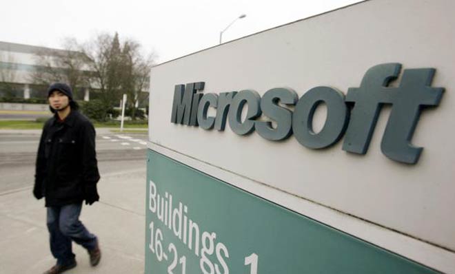 Microsoft reports first loss in 26 years - India Today