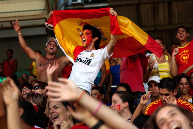 Bring on the heroes: Spain embraces its team - India Today