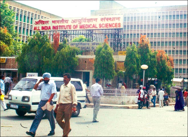 AIIMS doctors use 'sweet' method to treat patients - India Today