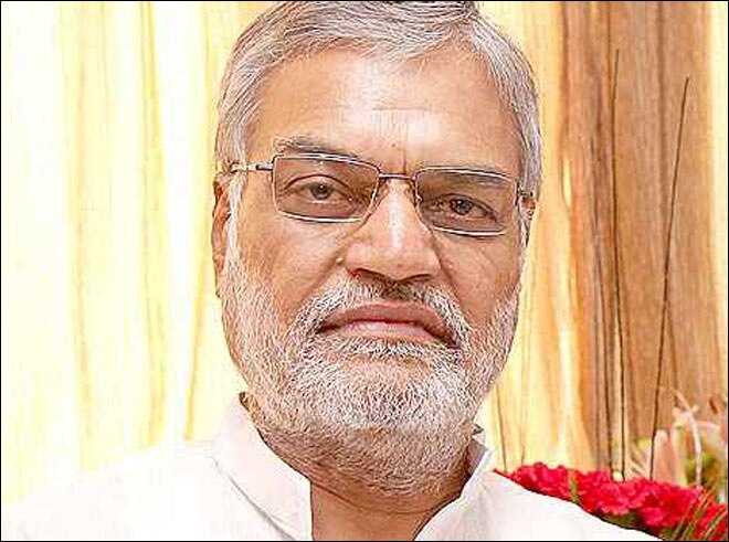 Battle for CM's chair in Rajasthan after HC sets aside Joshi's poll ...
