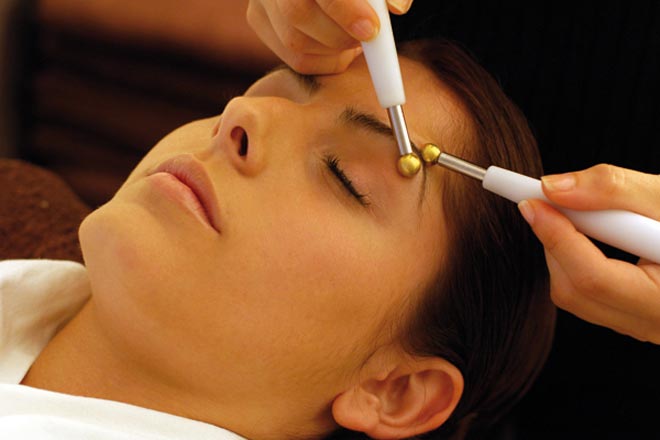 Nip and tuck: face fixes for Facebook and the 'like' - India Today