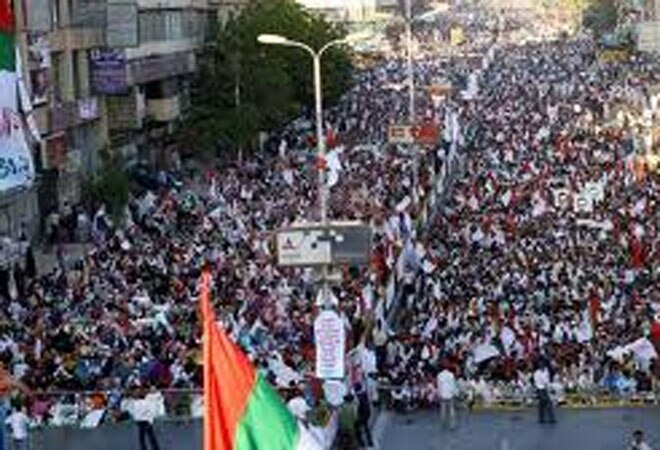 4 killed, 50 injured as bomb goes off near MQM headquarters in Pakistan ...