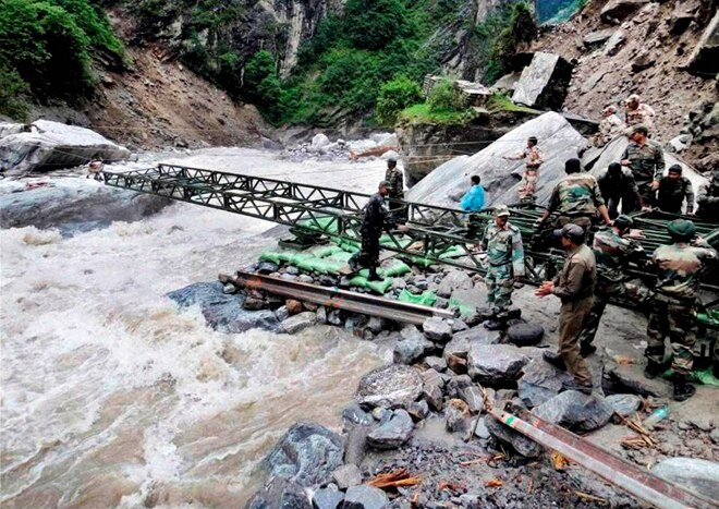 Cloudburst wreaks havoc on Tehri villages, debris blocks Badrinath highway - India Today