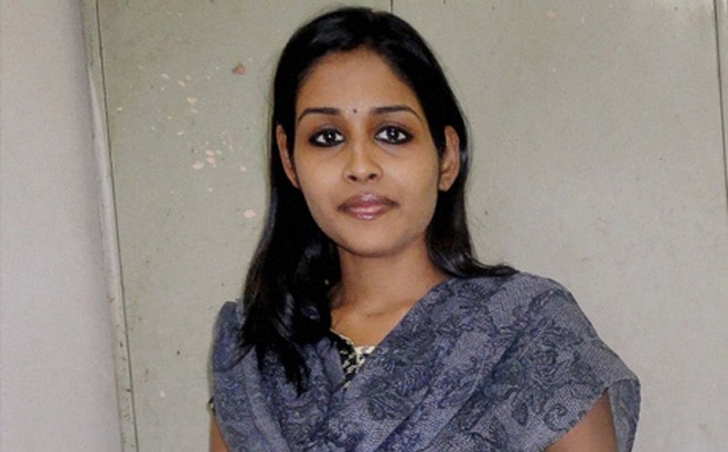 Aide of South Indian actress Leena Maria Paul held in cheating case ...