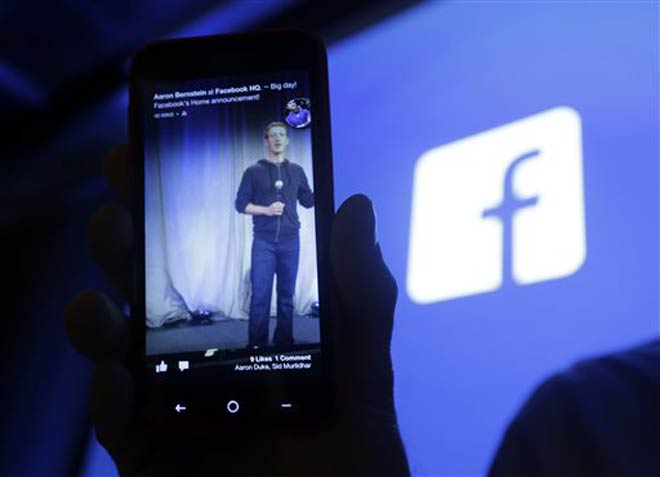 Facebook to test mobile payments service - India Today