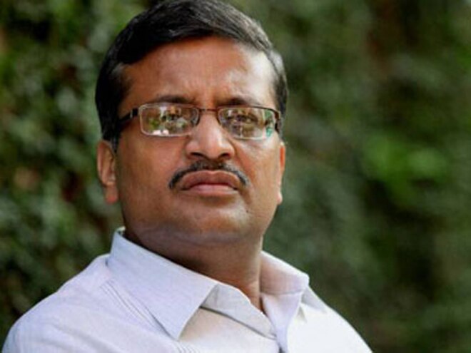 Khemka after Parakh: Spare babus, dear politicians! - India Today