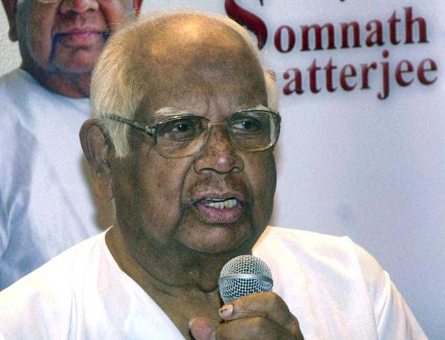 Somnath Chatterjee wants FIR against erring MPs - India Today