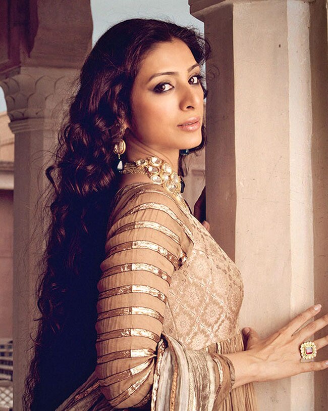 Tabu turns singer for Vishal Bhardwaj's Haider - Movies News