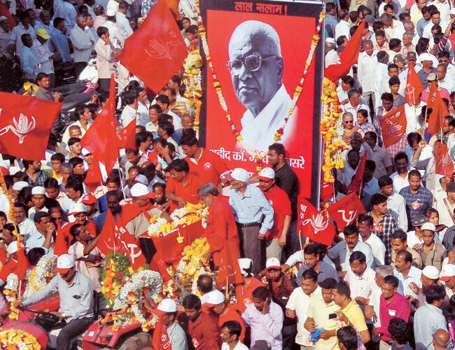 Maharashtra government to re-look into road toll policy - India Today