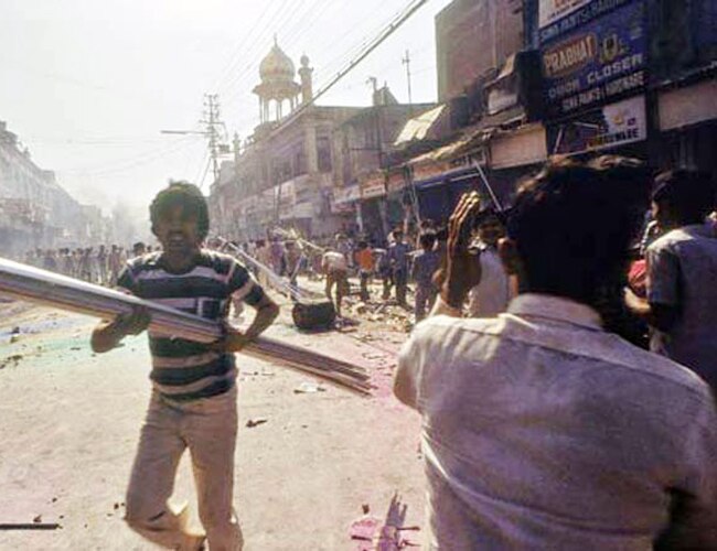 Family of three leaves home for first time after 1984 riots! - India Today