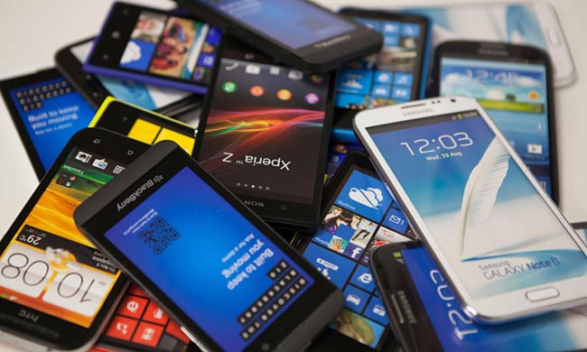 Smartphones to dominate consumer electronics in 2015 - India Today