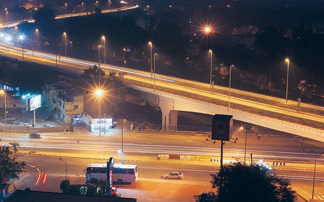 Opening of Barapullah Corridor Extn put off by 6 months - India Today