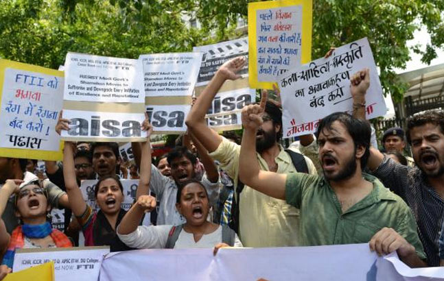 FTII cracks whip on protesting students: Attend classes or face ...
