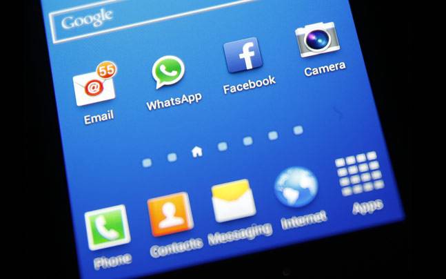 WhatsApp and Snapchat most popular among teenagers - India Today