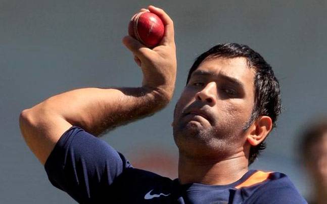 Watch: MS Dhoni takes complete charge of India's training session ...
