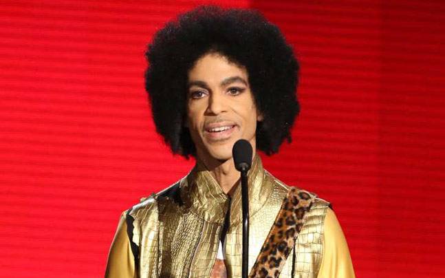 Pop icon Prince writing memoir The Beautiful Ones - India Today
