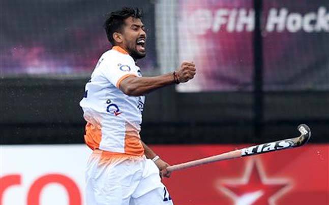 India hold Argentina 3-3 in six-nation hockey tournament - India Today