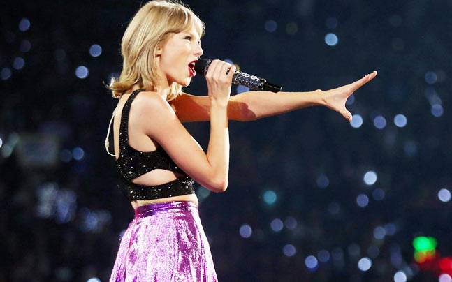 Taylor Swift tops Forbes' World's Highest-Paid Celebrities list of the ...