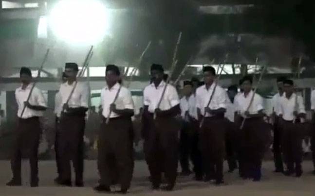 Pant you very much: RSS shows cadre in brown trousers, to adopt uniform ...