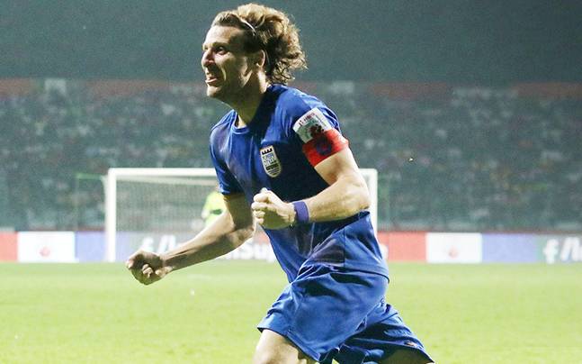 ISL: Diego Forlan sends Mumbai City FC to top - India Today