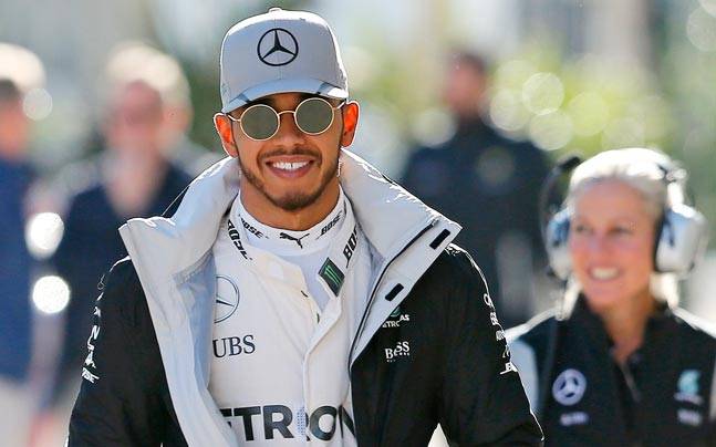 Lewis Hamilton grabs pole position at US Grand Prix - India Today