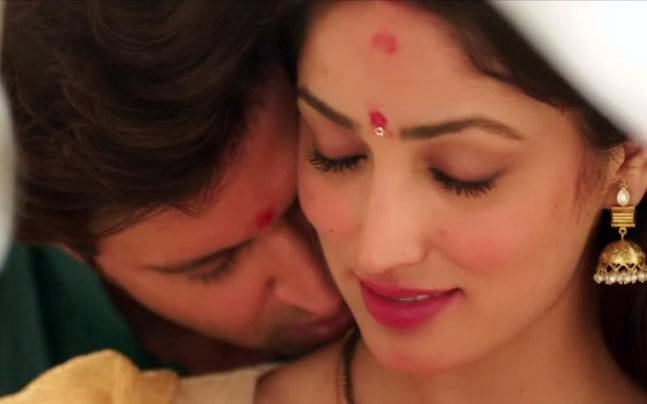 WATCH Kaabil Hoon song: Hrithik Roshan and Yami Gautam make a lovely ...