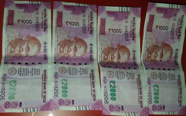 Malda: Two arrested with fake Rs 2000 notes sent to 5-day police ...