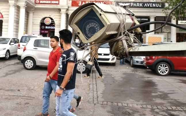 Delhi Police to install over a lakh CCTV cameras across city - India Today