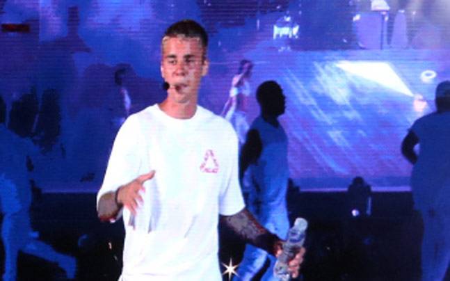 Watch: Glimpses of the madness that Justin Bieber's India concert was ...