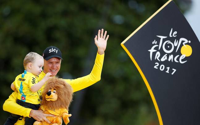 Near perfect Chris Froome claims fourth Tour de France title - India Today