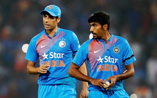 Ashish Nehra, the last of India's 1990s cricket generation, prepares ...