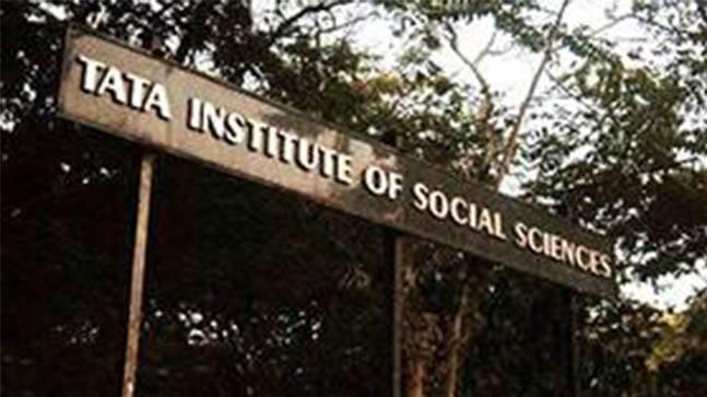 Students continue to refuse degrees on second day of convocation in ...