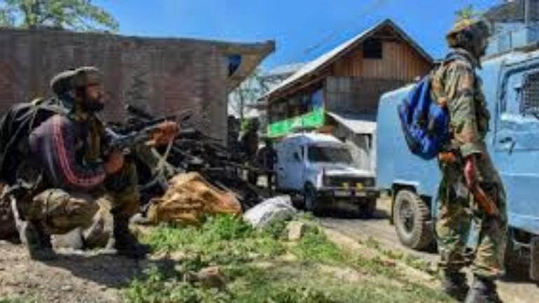 J&K: Three militants killed in Shopian encounter - India Today