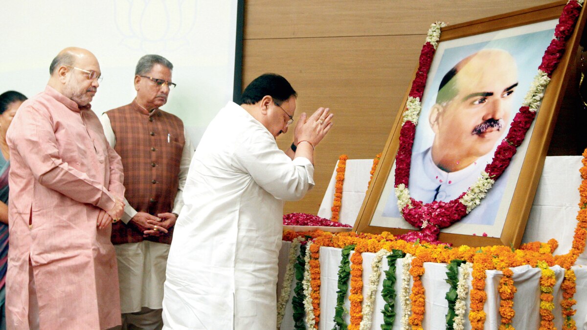 Political row over Mookerjee's death - India Today