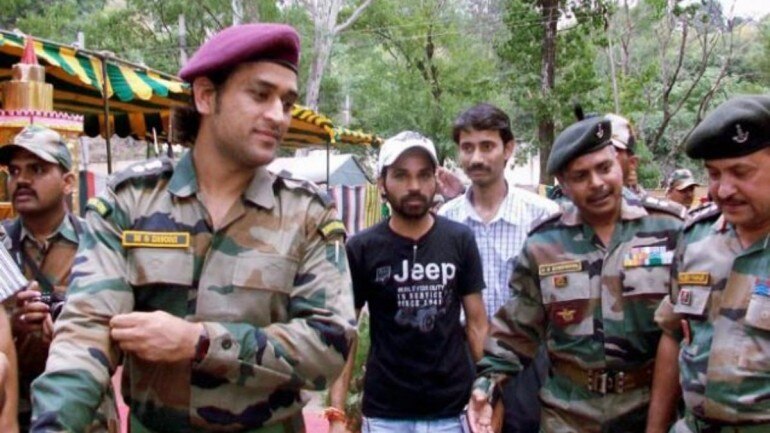 Army chief approves MS Dhoni's request to train with paramilitary ...