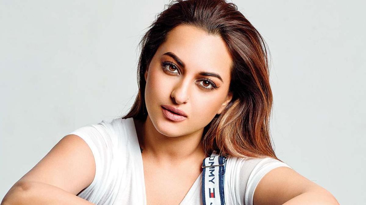 Dabangg 3: Sonakshi Sinha throws Munna Badnaam Hua challenge at Kartik ...