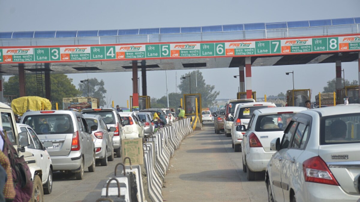 No Toll Tax To Be Paid If You Are 100m Away From Toll Booth And In Que