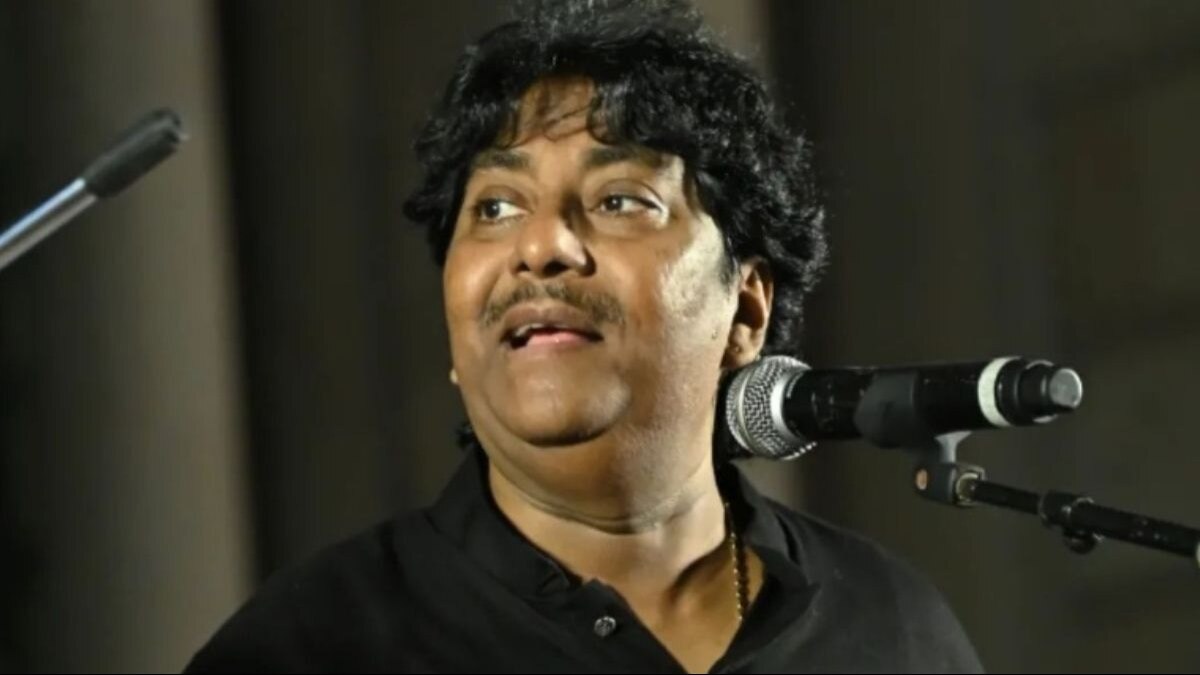 State funeral for Ustad Rashid Khan in his hometown in UP's Badaun ...