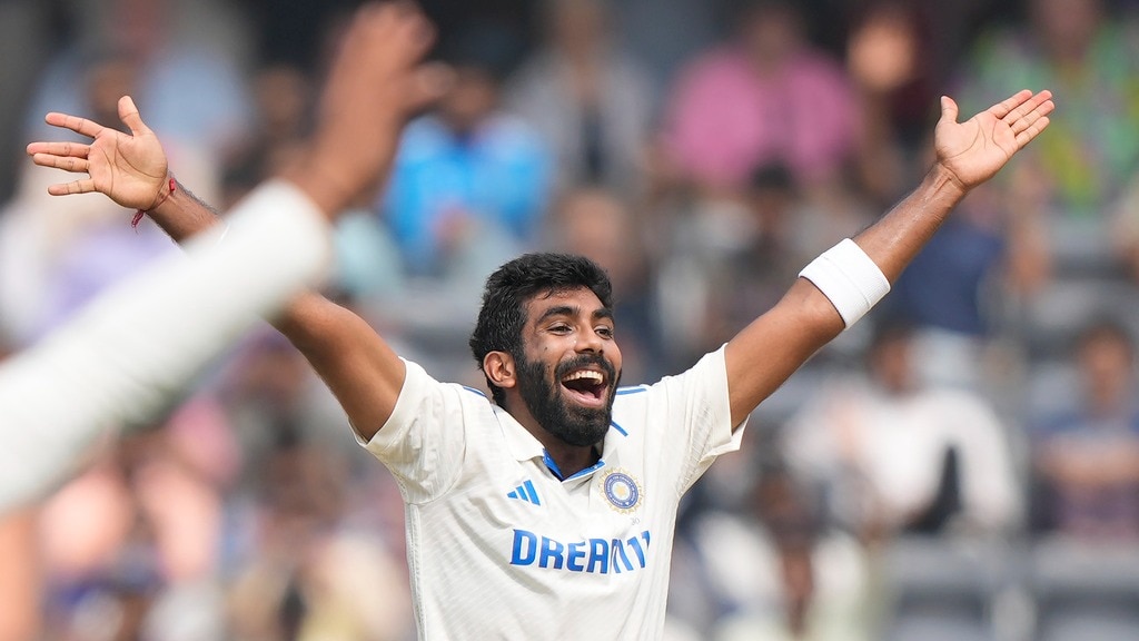 Dinesh Karthik hails Jasprit Bumrah's spell in post-lunch session vs ...