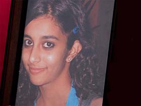 Aarushi case: CBI still suspects parents - India Today