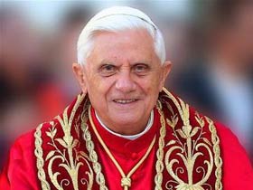 Pope Benedict eyes Catholic youth online - India Today