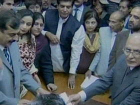 Pak vows to eliminate Taliban - India Today