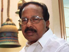 Moily rules out Prez rule in AP - India Today