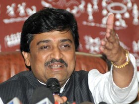 Chavan reaches literary meet a day in advance - India Today