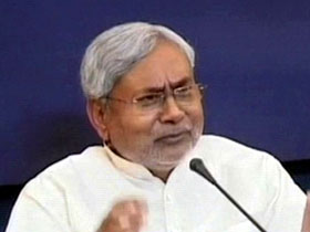 Nitish takes a dig at Chidambaram - India Today